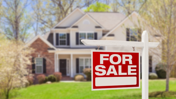 How to Stage Your Home's Exterior to Sell | House Staging Tips