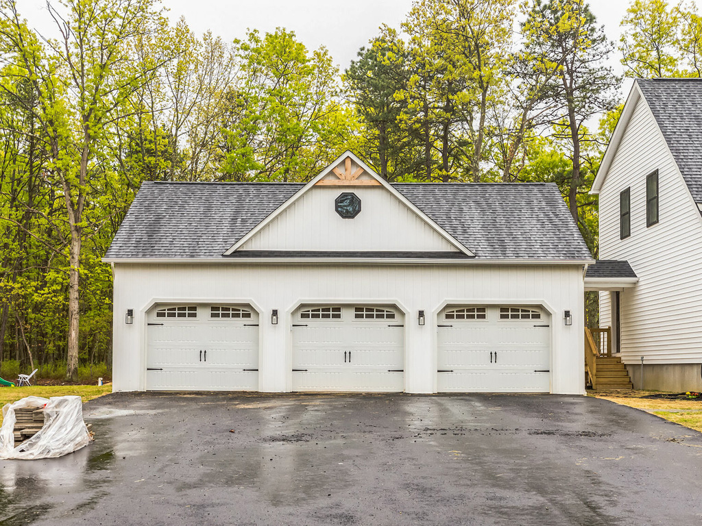 2 Story Carriage Garage - Freehold, NJ - Stoltzfus Structures