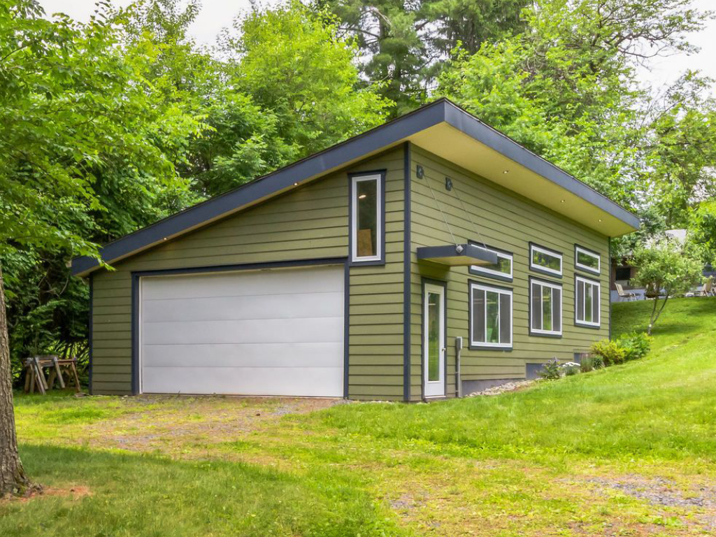 Modern Lean To Garage Featured Project | Stoltzfus Structures